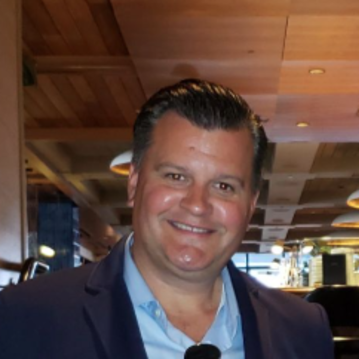 Brent Broszeit MBA '02 headshot